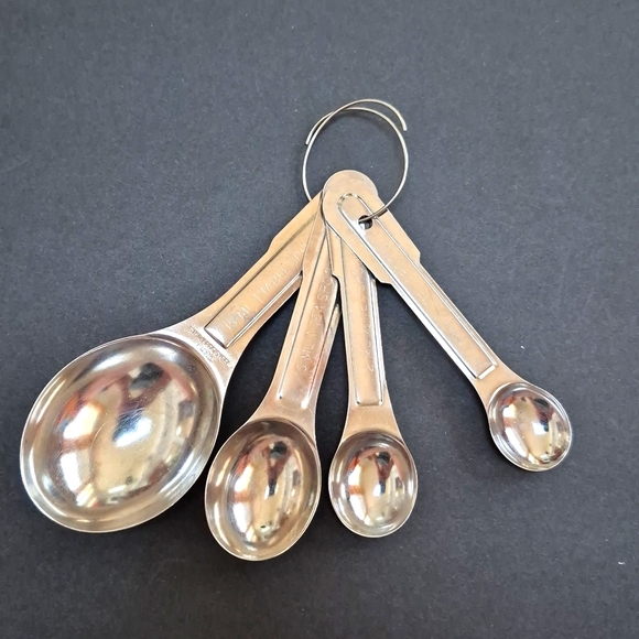 Kitchen | Vintage Stainless Steel Measuring Spoons Set | Poshmark